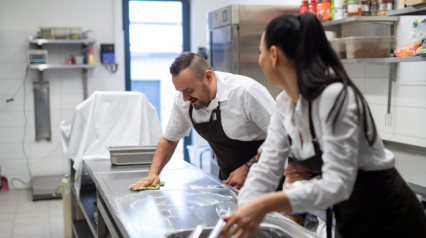 A Quick Guide About Food Safety Training | SafetyCulture